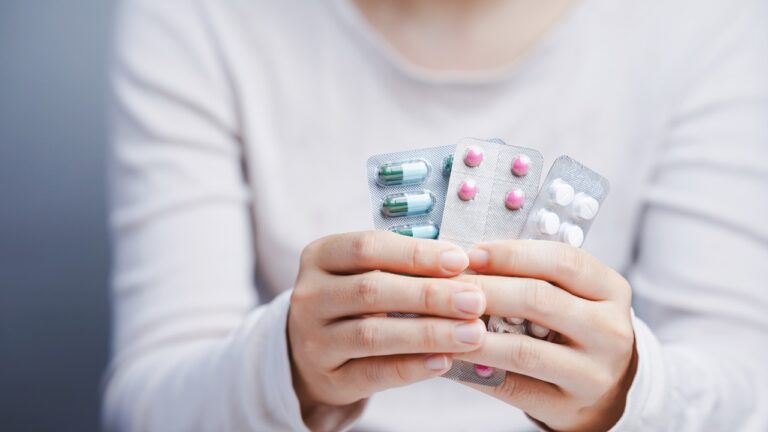 Strategies for Managing Multiple Medications Effectively | Park Shore